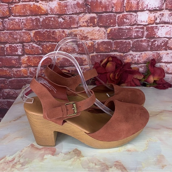 Universal Thread | Shoes | Universal Thread Terracotta Chunky Heel ...
